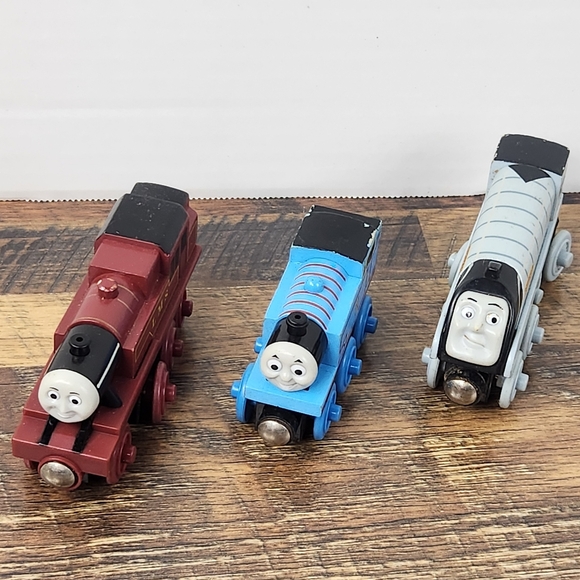Thomas & Friends | Toys | 3 Vtg Thomas The Tank Engine Friends Wooden ...